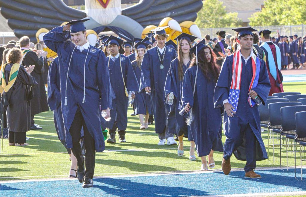 In Pictures: Vista Del Lago High School Celebrates Class Of 2024 ...