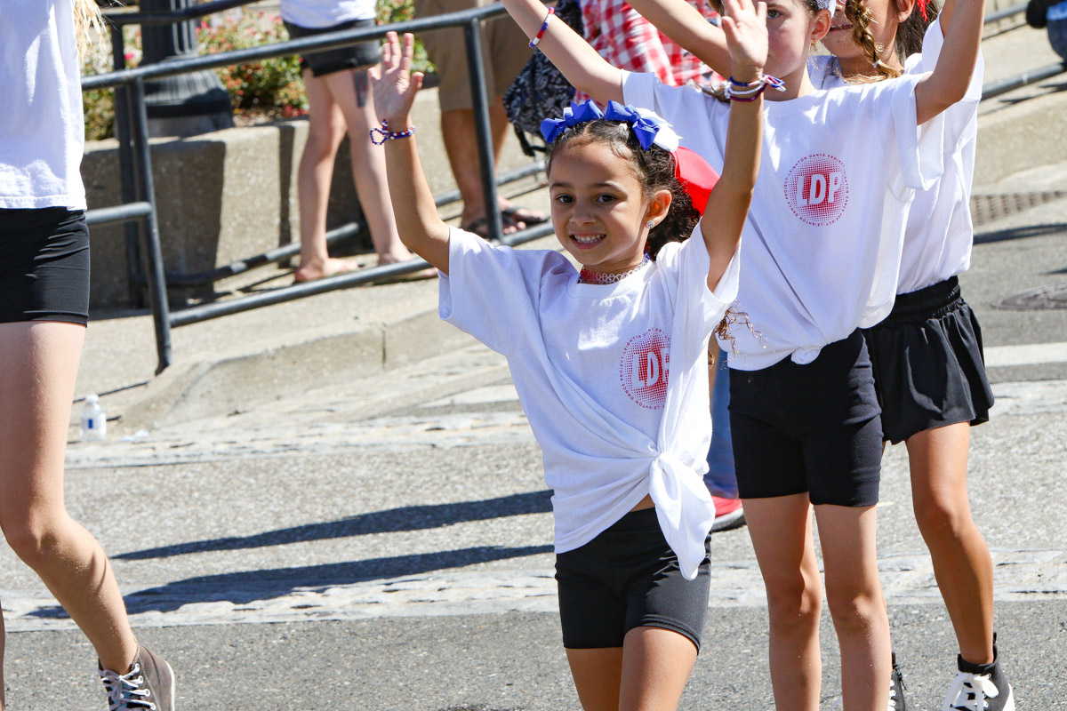 Folsom Hometown Parade Draws Huge Spirited Patriotic Crowd – Folsom Times