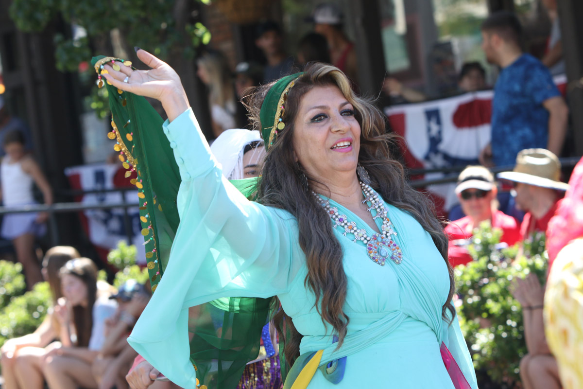 Folsom Hometown Parade Draws Huge Spirited Patriotic Crowd – Folsom Times