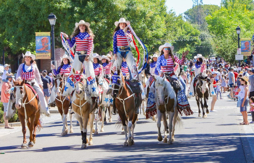 Folsom Hometown Parade Draws Huge Spirited Patriotic Crowd – Folsom Times