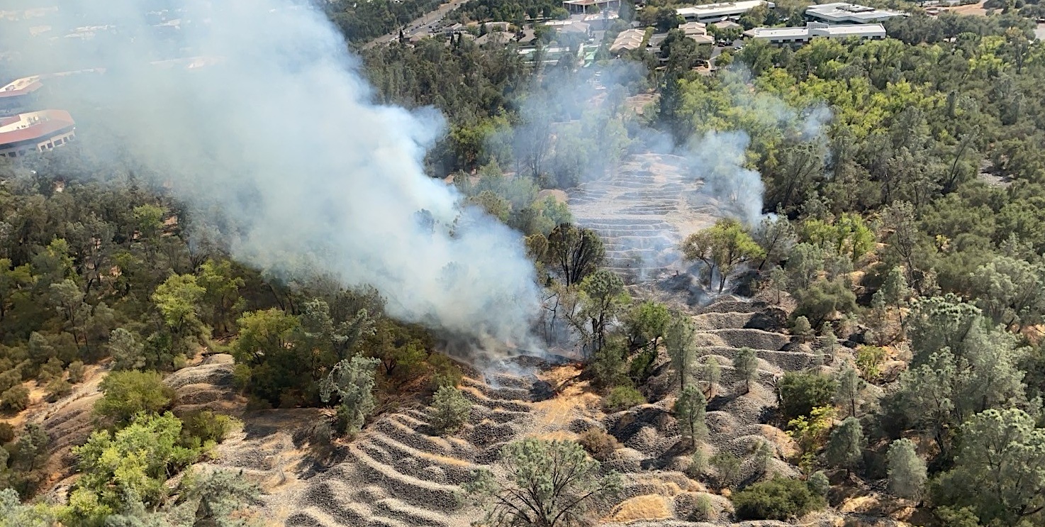 Folsom Firefighters Wrangle Tough Parkshore Blaze – Folsom Times