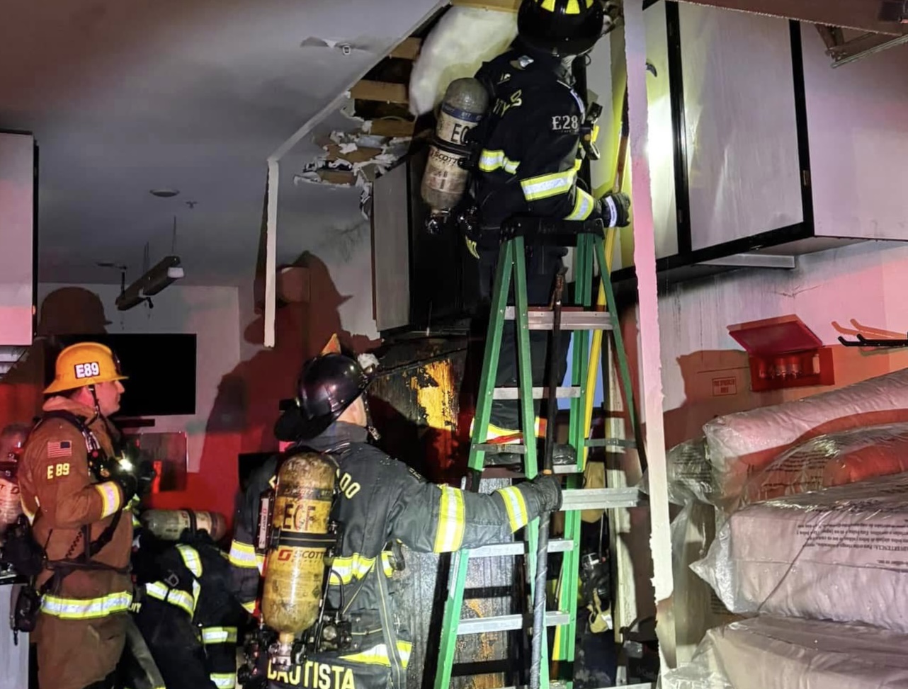 Rags Ignite Early Morning Structure Fire In El Dorado Hills – Folsom Times