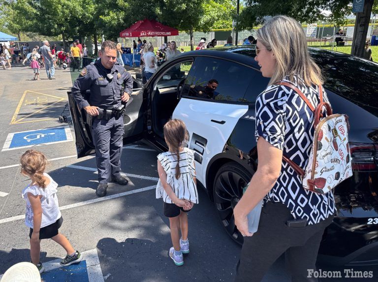 Folsom's City Works Day Draws Crowd, Smiles And Hands-On Fun – Folsom Times