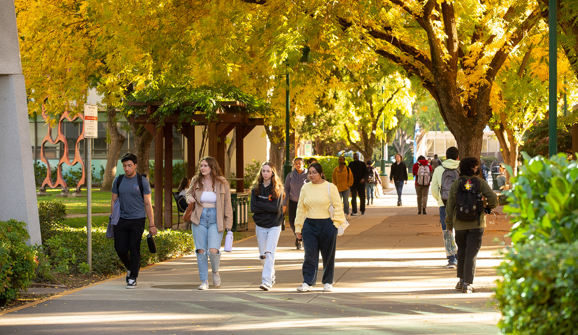 Sacramento State To Require New Students To Live On Campus For 2 Years ...